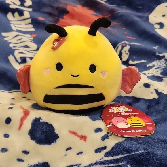 Squishmallows | Toys | 5 Arona Sunny The Butterfly And Bee Flipmallow ...